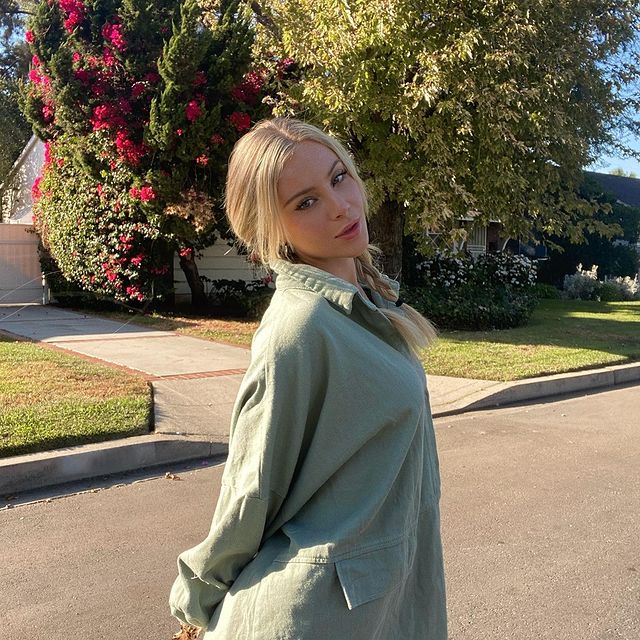 Daisy Keech (Instagram Star) Wikipedia, Bio, Age, Height, Weight ...
