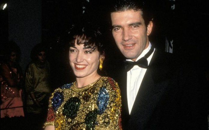 Who Is Ana Leza: Is She Married Or Not? - Pop Creep